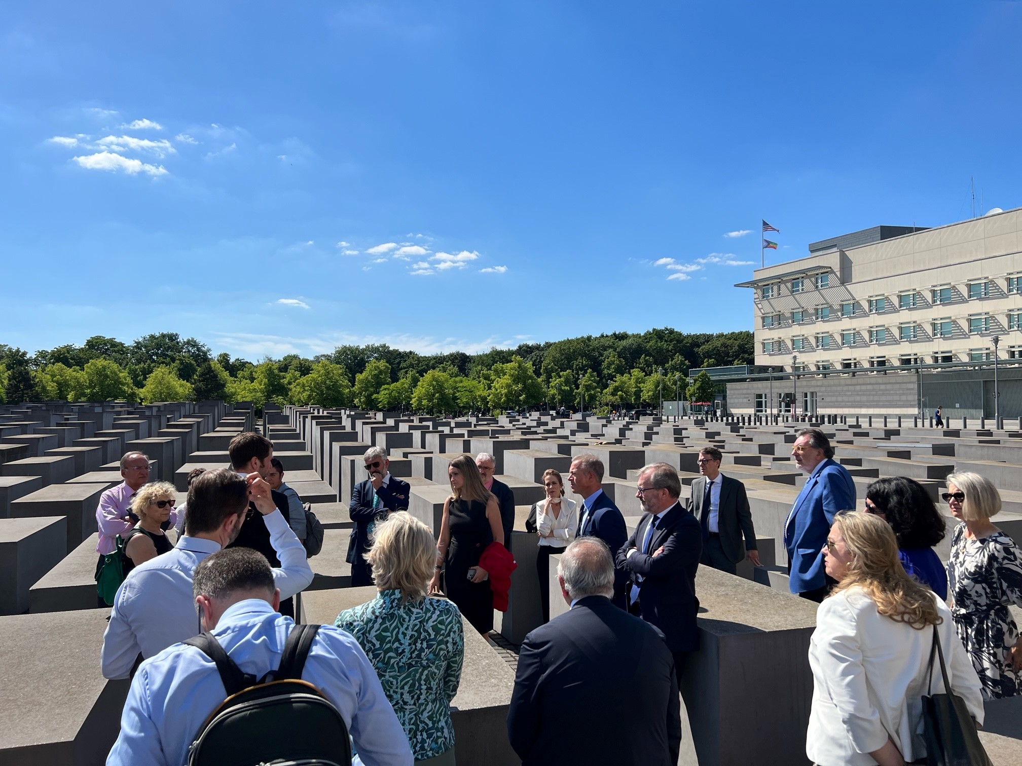 President of the Spanish Senate visits the Holocaust Memorial ...
