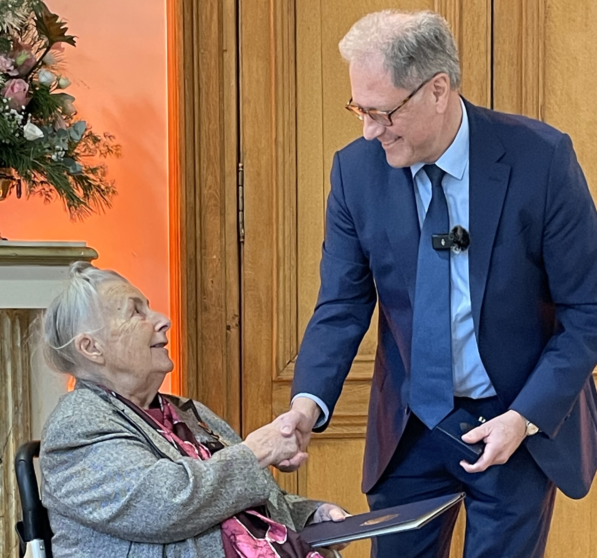 Simone Arnold-Liebster mit dem Bundesverdienstkreuz ausgezeichnet ...